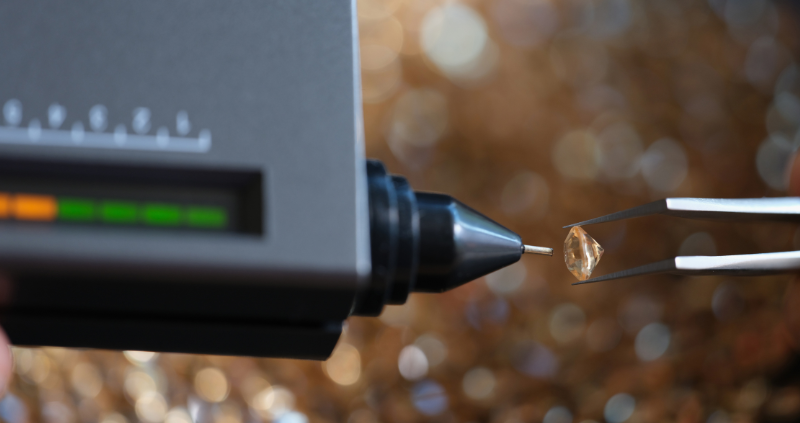 How diamond testers can detect fake diamonds?